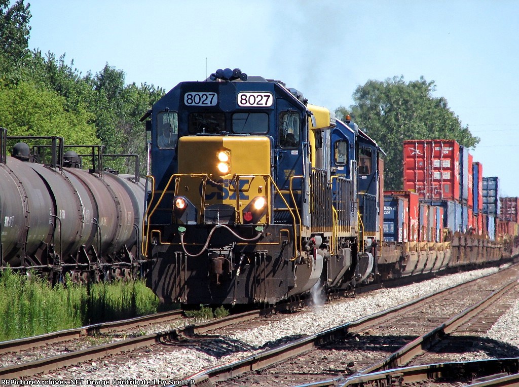 CSX 8027 Q159